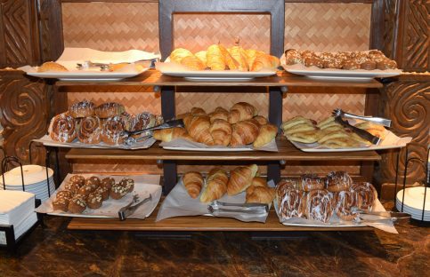 Is the Disney Polynesian Resort Club Level Worth it?