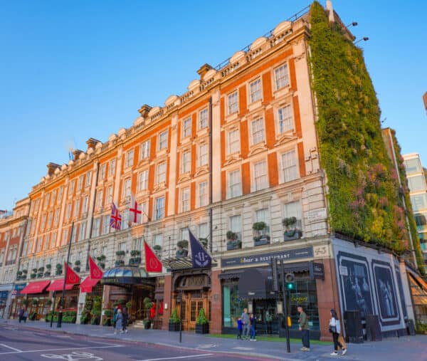 Rubens At The Palace: Enjoying Royal London With the Kids